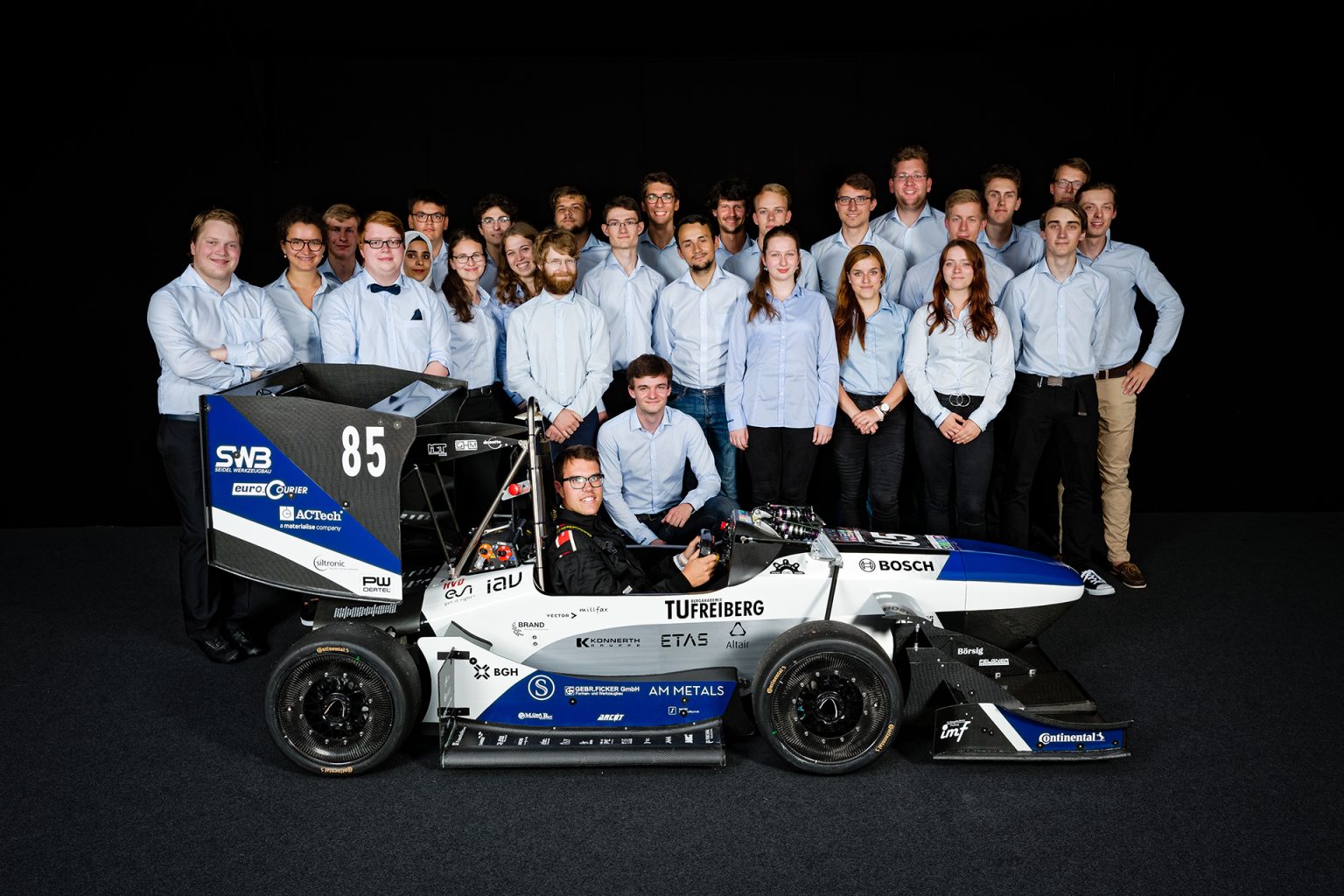 MEGWARE & Racetech - Racetech Racing Team